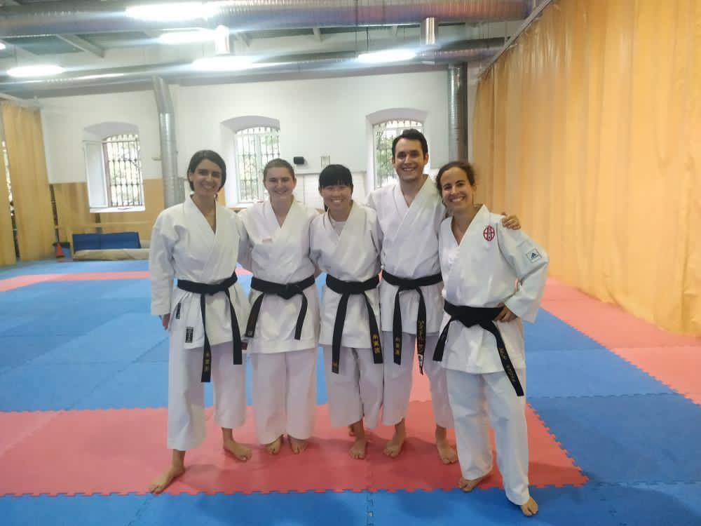 The Importance of Listening as a Leader – Pitt Business To The World